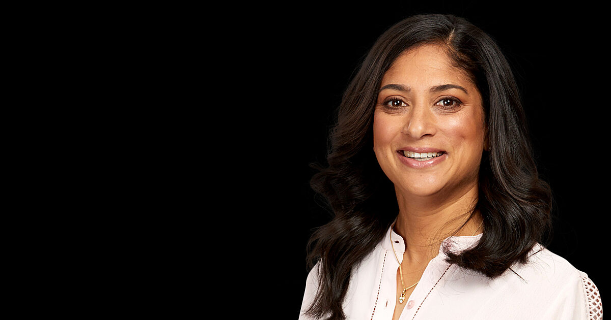 Book Lisa Sthalekar for your next event | Saxton Global Speakers Agency